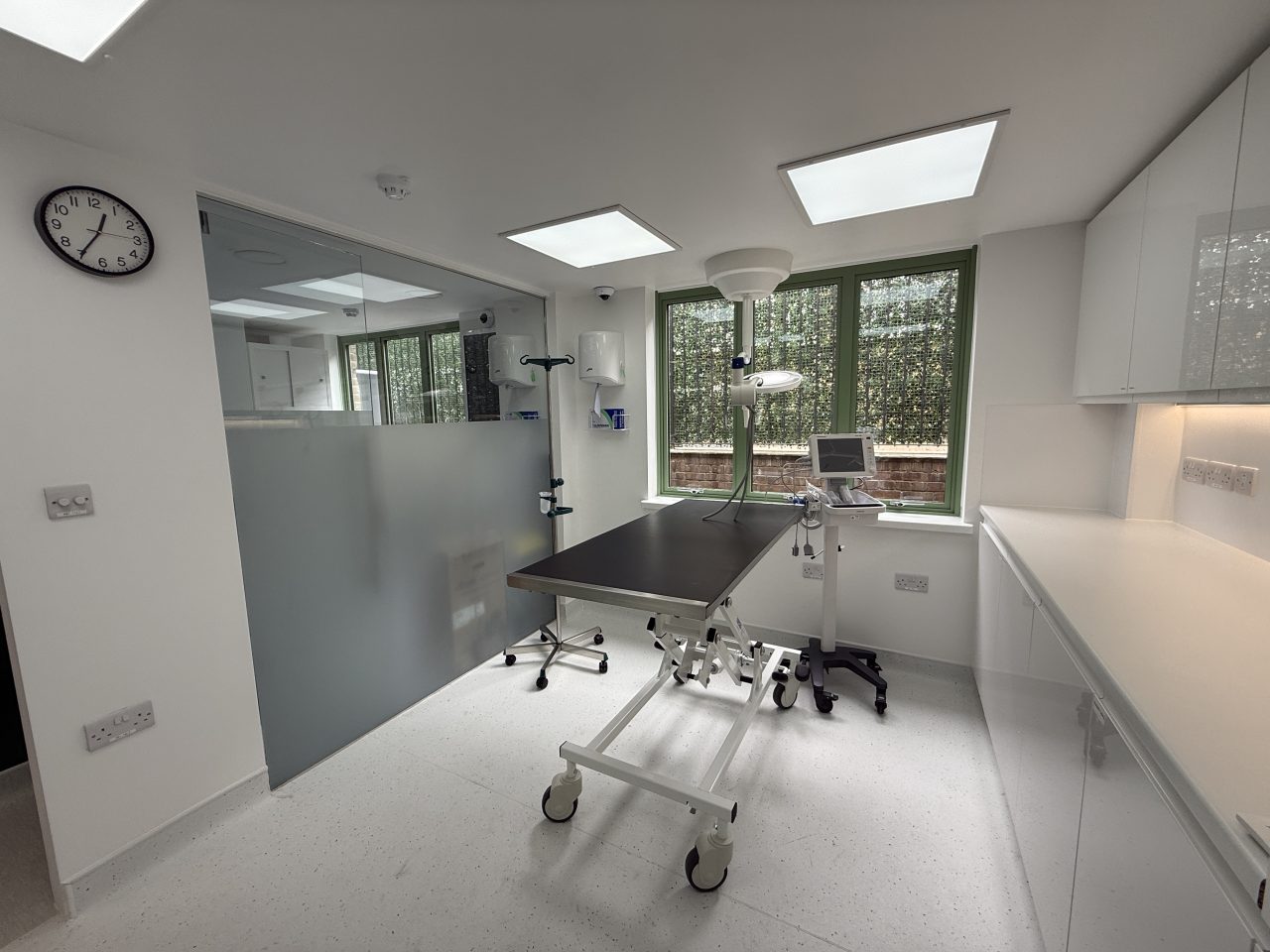 Veterinary Practices Fitout | CQC-compliant design | HE Interiors